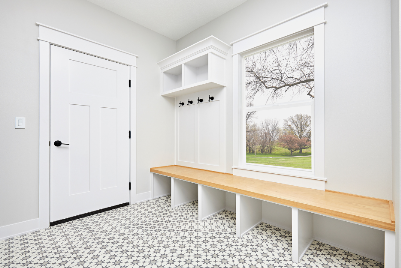 10 Best Hall Trees for an Organized and Clutter-Free Entryway ...