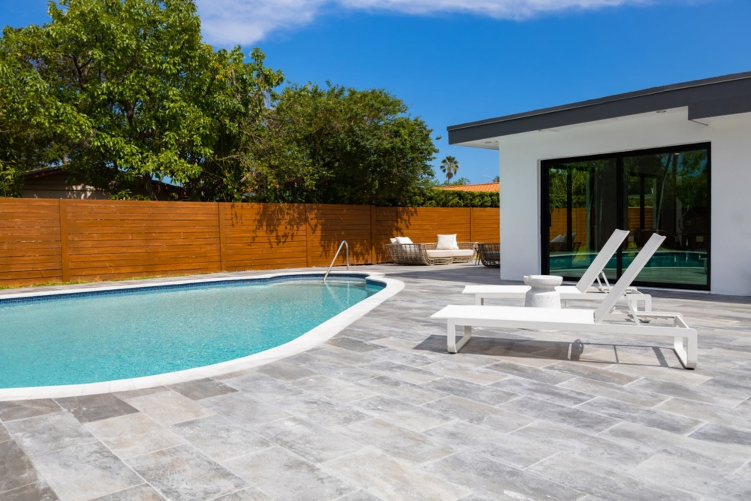 Outdoor Deck Tile Ideas That Will Inspire You to Upgrade Your Space ...