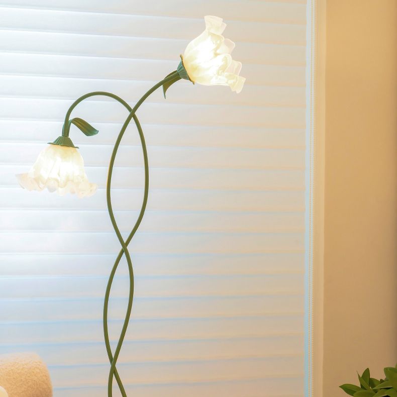 Modern Green Linear Floor Lamp - CharmyDecor